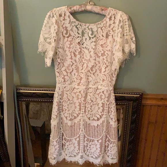 Lulus | Dresses | Lulus Pearson White Lace Short Sleeved Dress Sm ...
